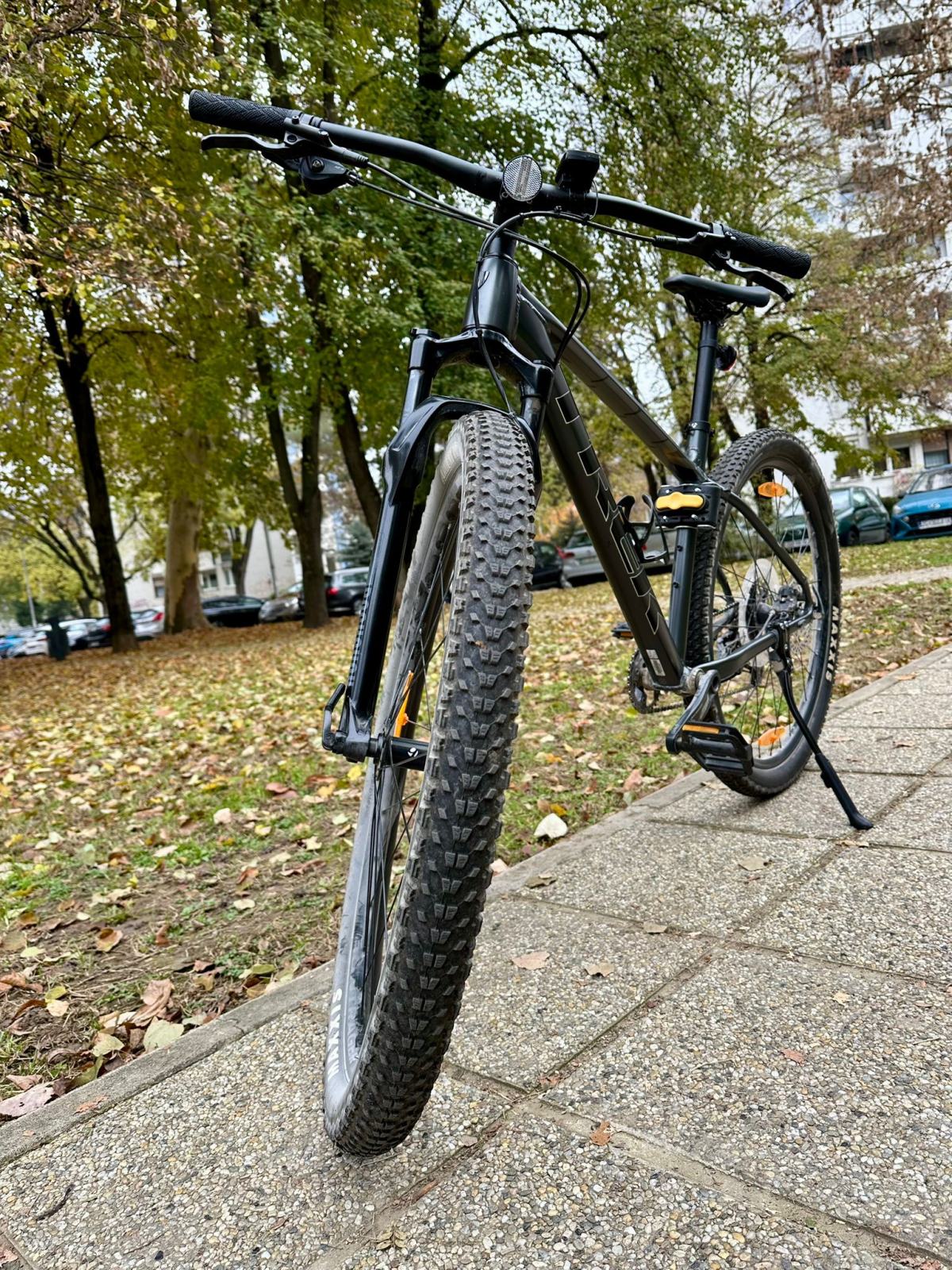 Prodajem bicikl TREK X-CALIBER 8 2023