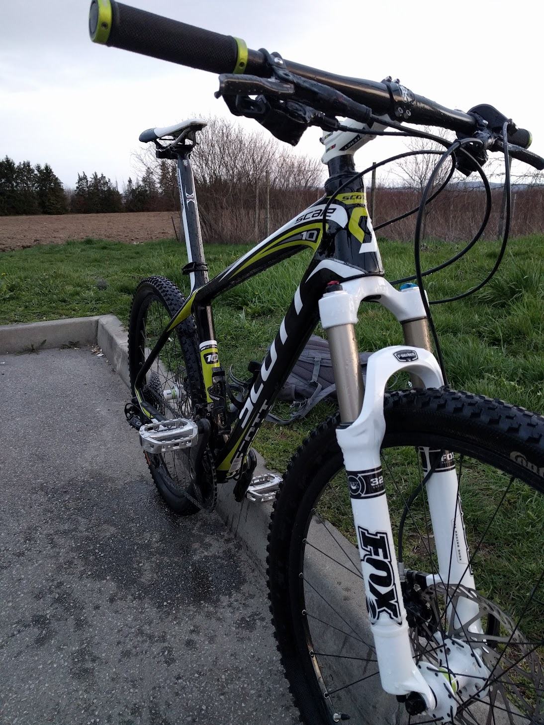 Prodajem Scott Scale 10