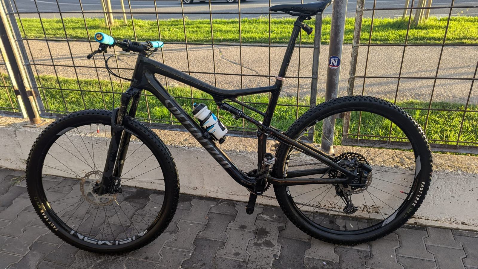 Specialized Epic Expert FS 2019 - vel. XL