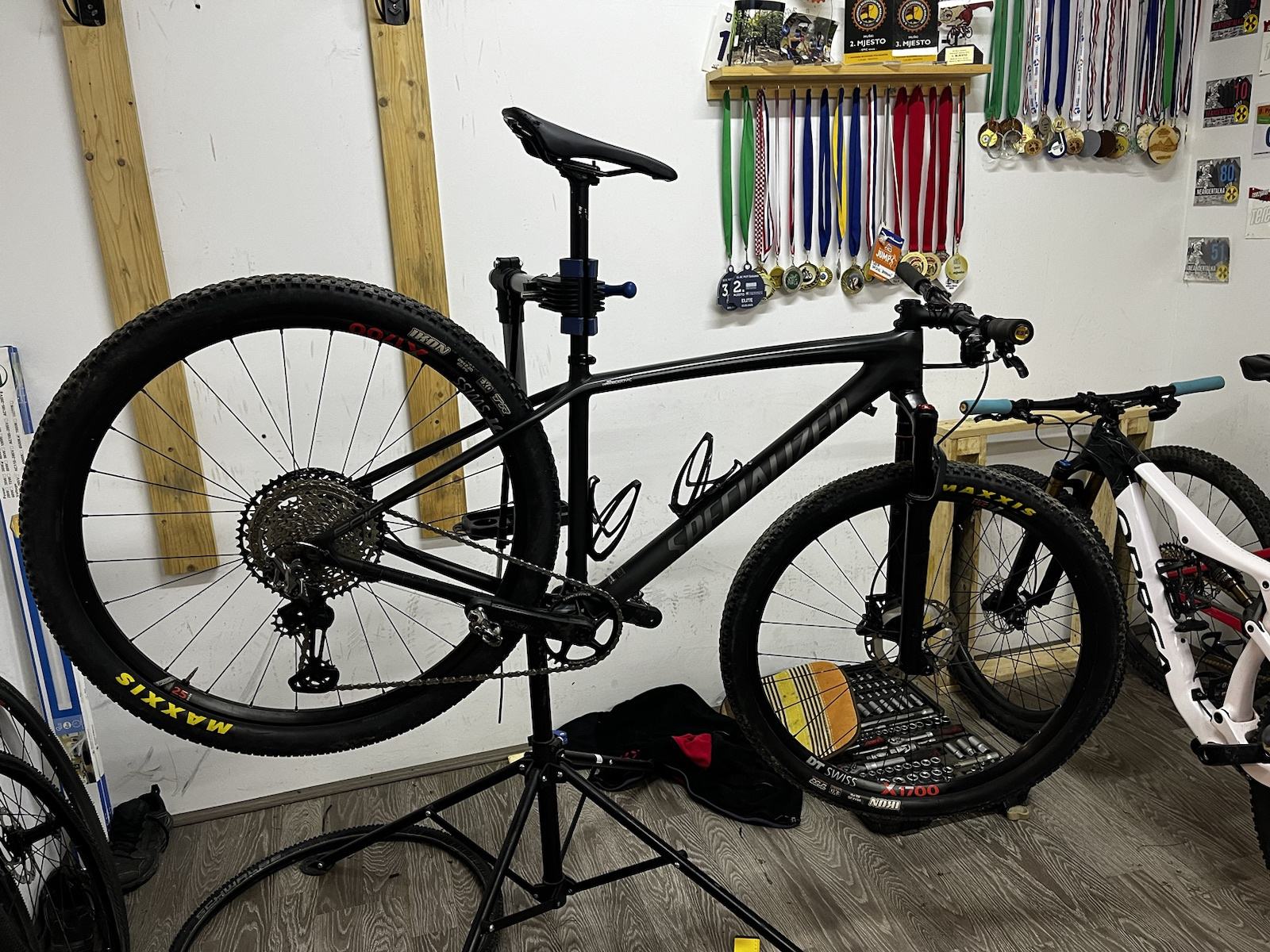 Specialized Epic EXPERT M veličina
