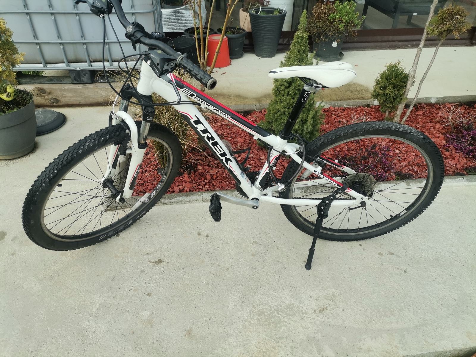 trek bicikl serija 3