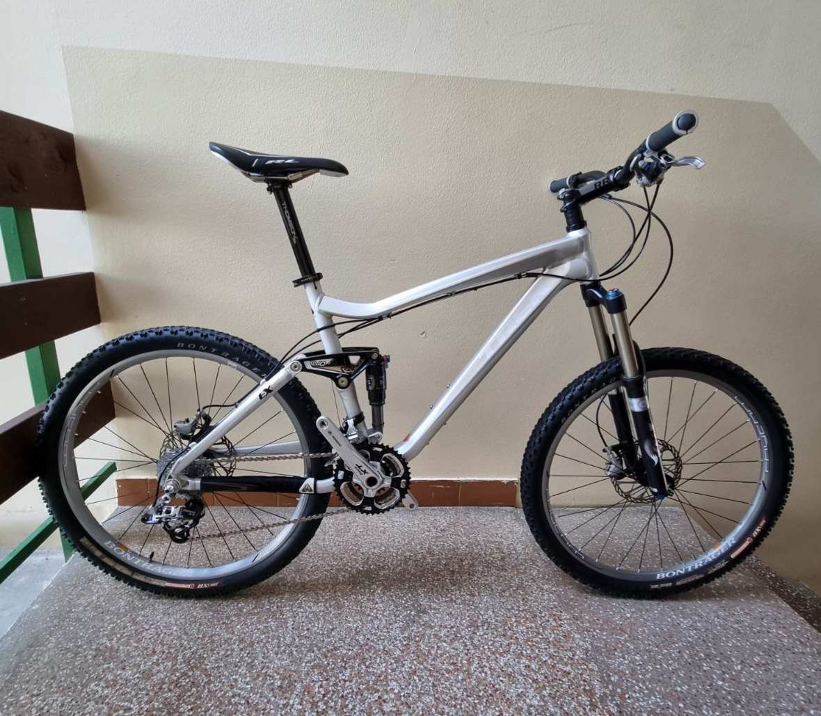 TREK FUEL EX9