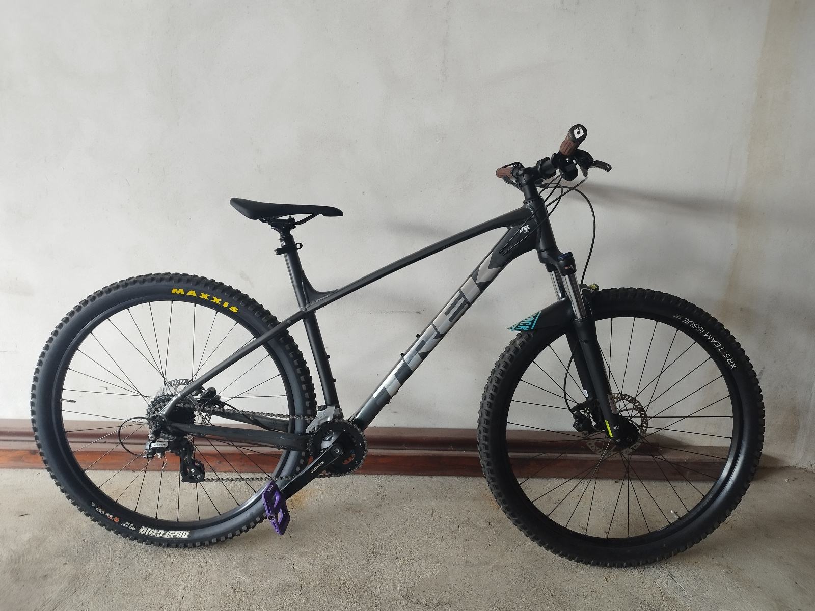 Trek Marlin 5 + Dropper post