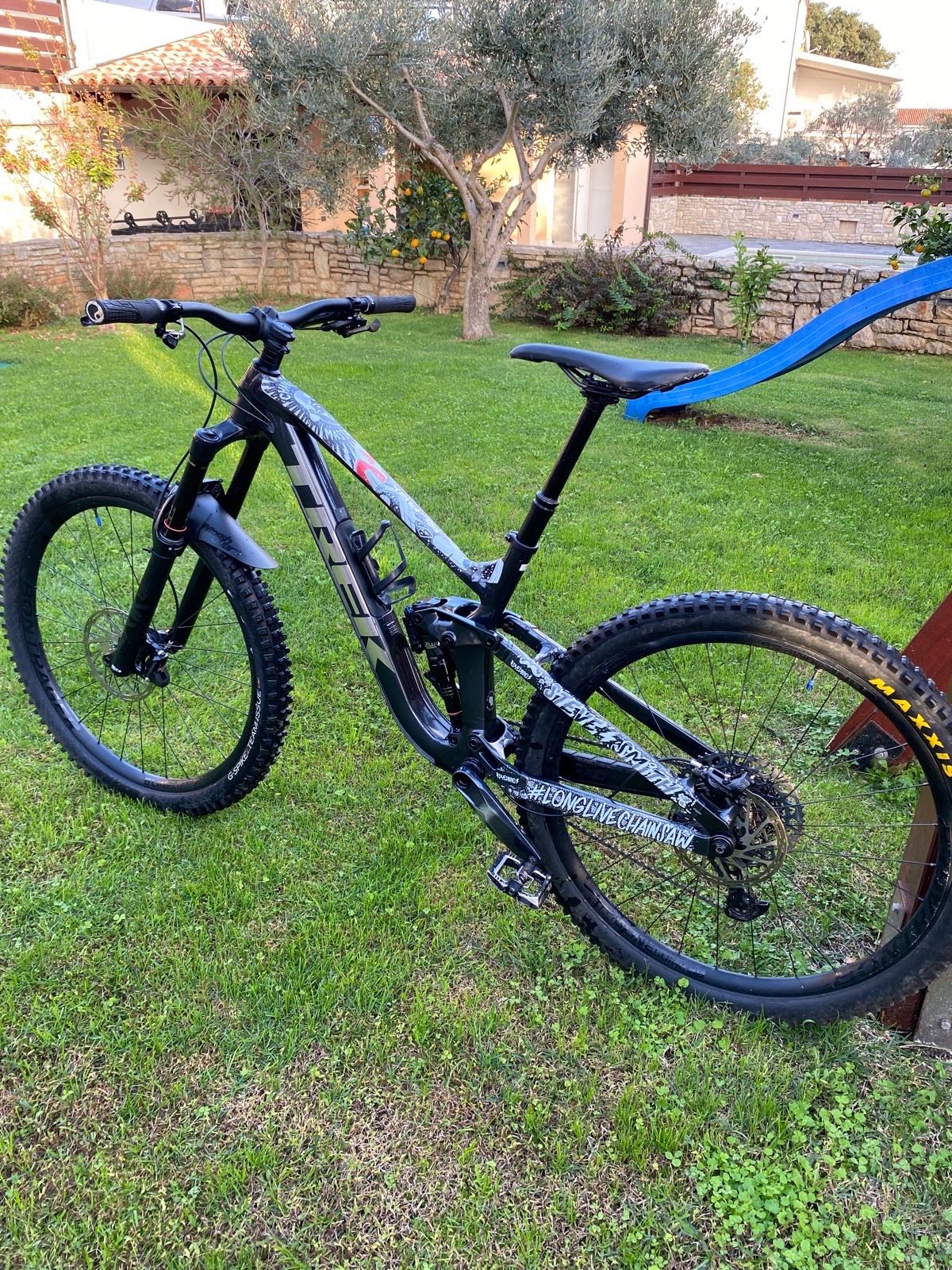 Trek slash 8