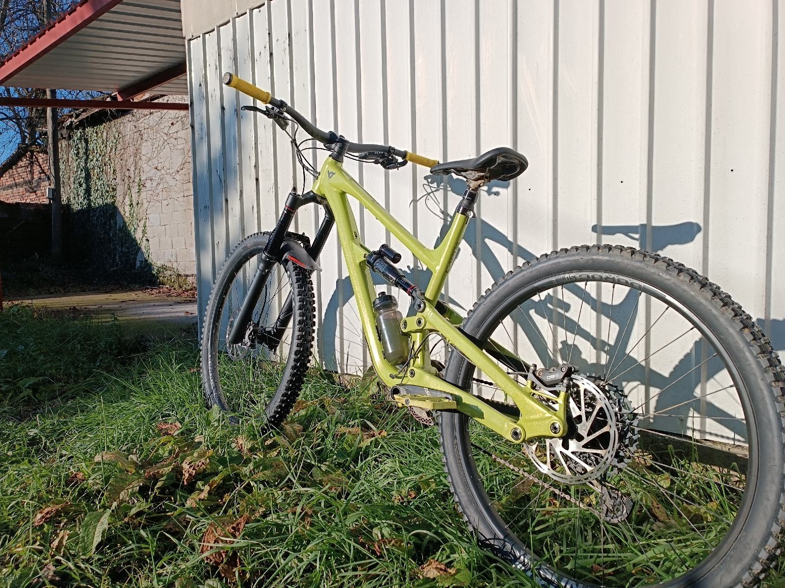 YT INDUSTRIES CAPRA CORE 1 mx