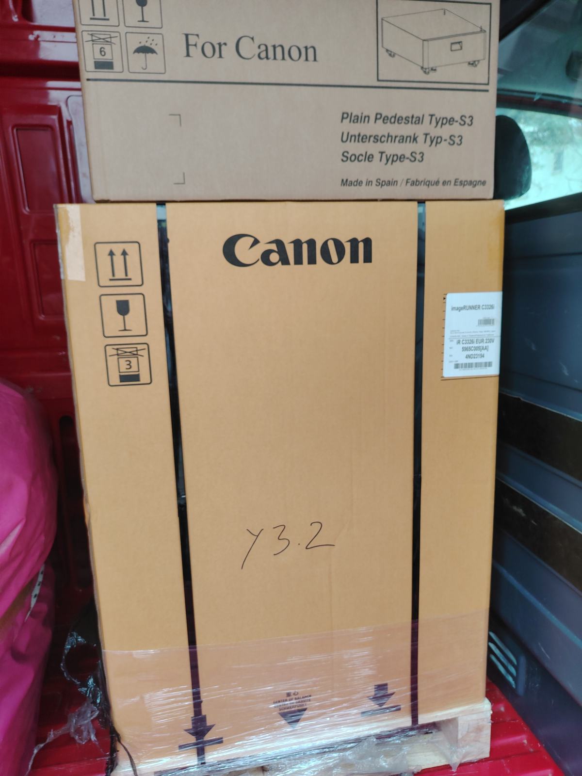 Canon imageRunner C 3326i
