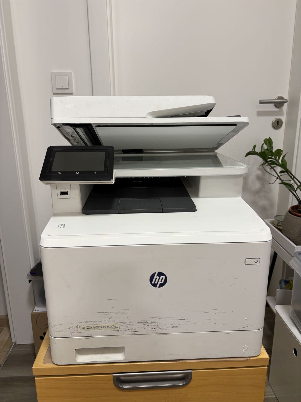 HP Color LaserJet Pro MFP M477fdw