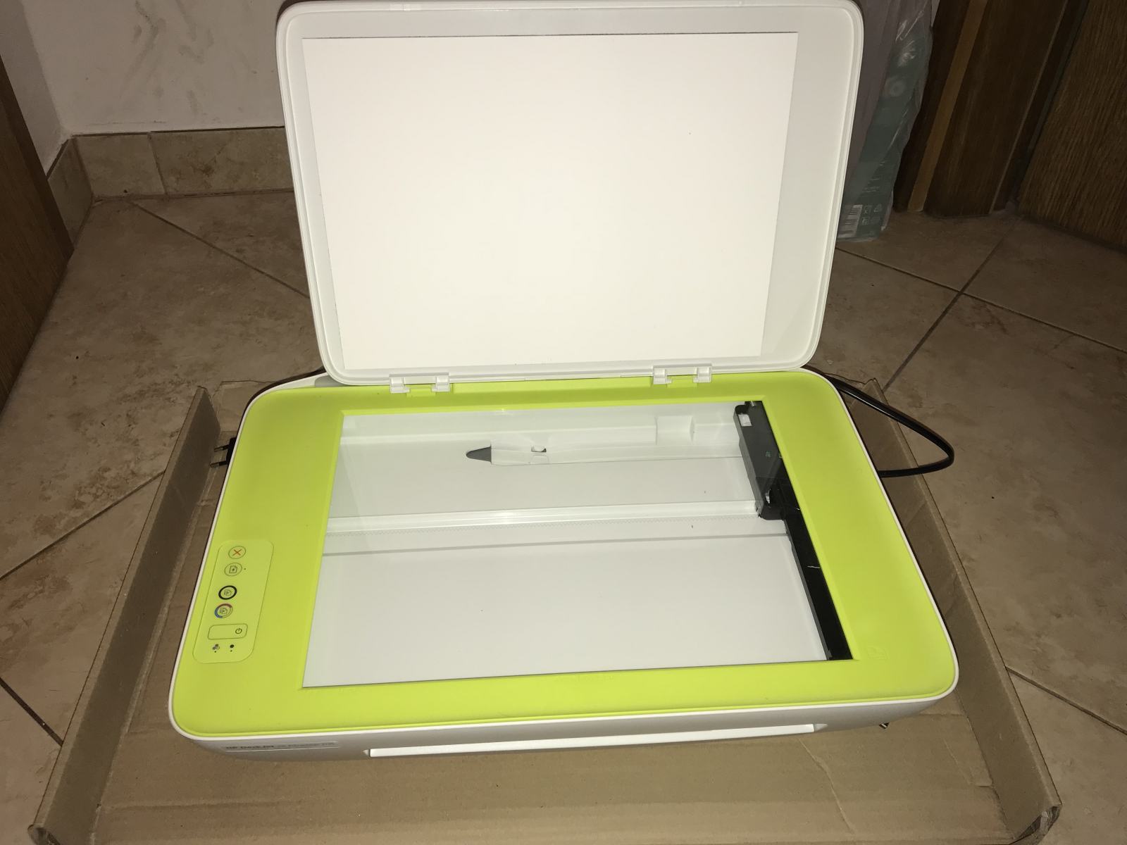 HP DESKJET 2135 print-copy-scan