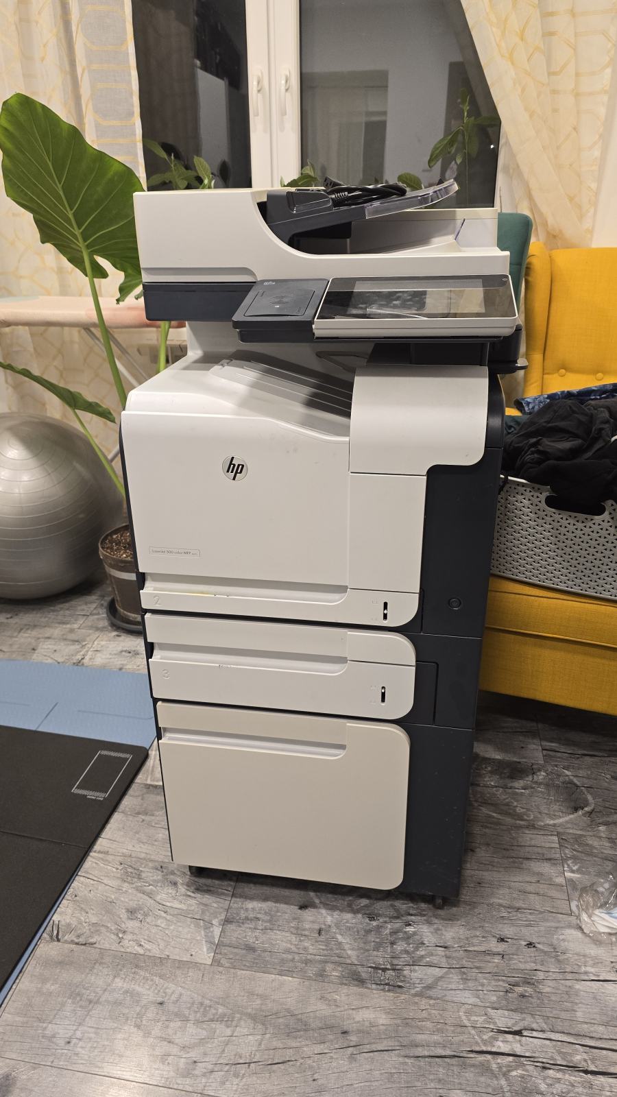 HP LaserJet 500 color MFP M575 - color laser