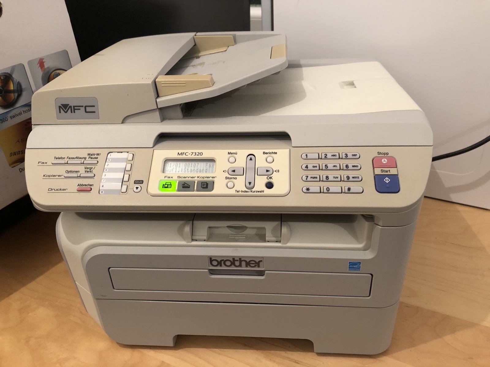 ***Prodajem BROTHER MFC-7320 multifunkcijski uređaj***