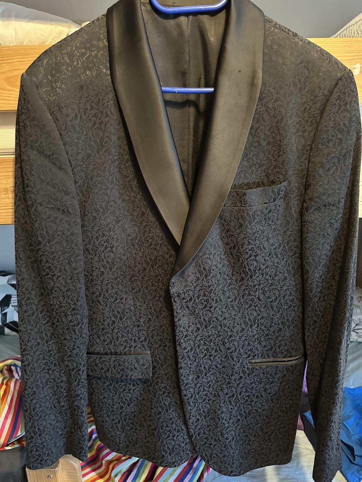 Elegantan muski sako