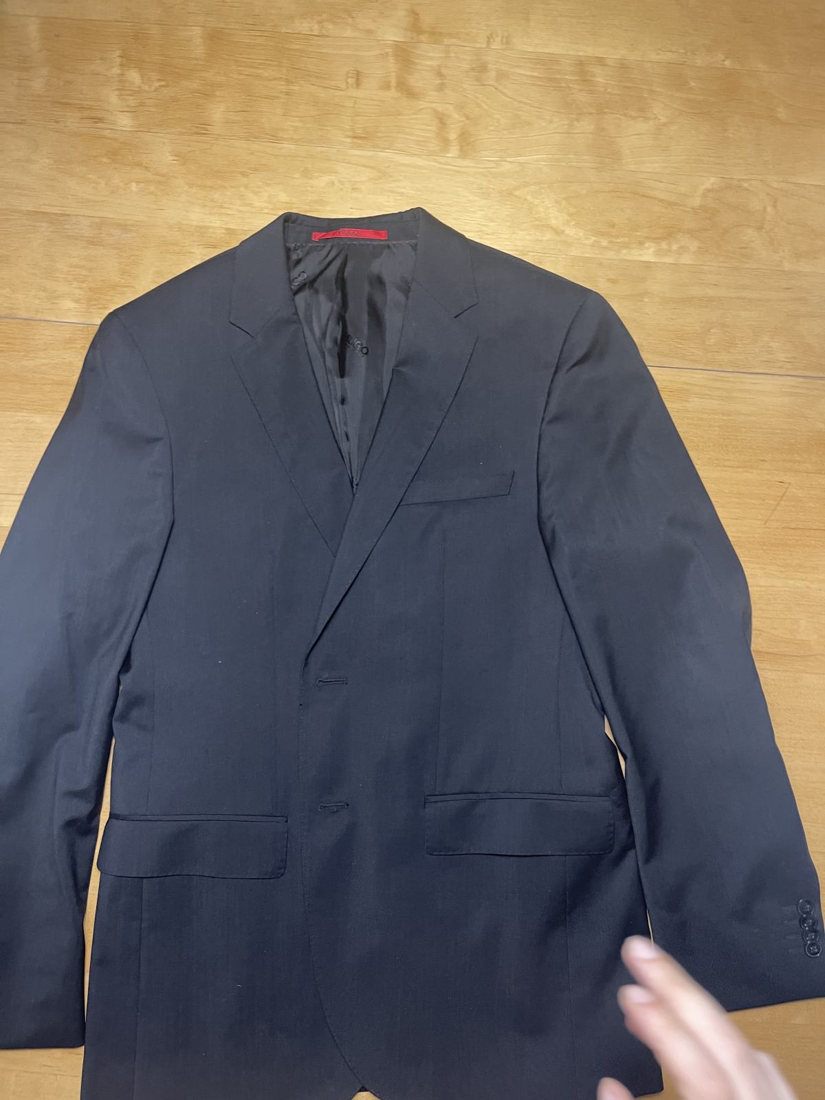 Hugo Boss crno muško odjelo br 46 komplet (gratis cipele br 42)