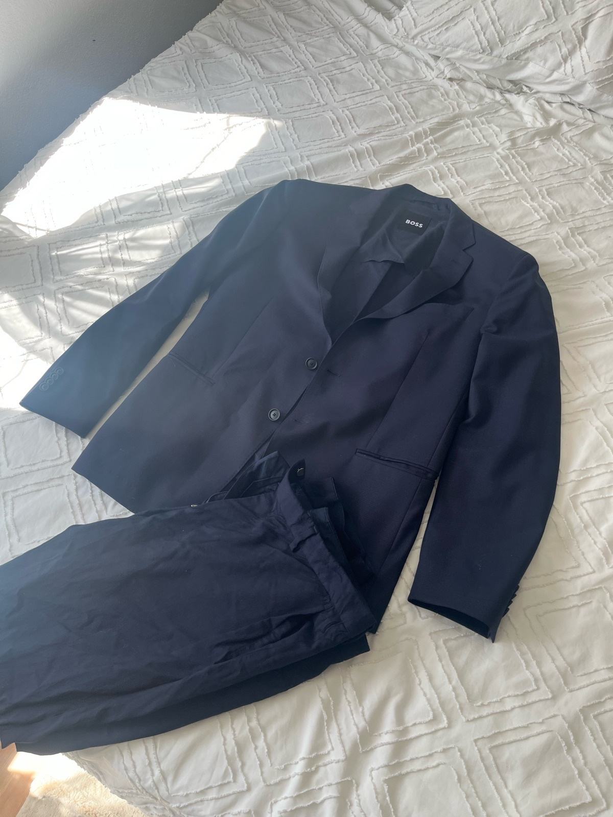 Hugo boss odijelo br. 50
