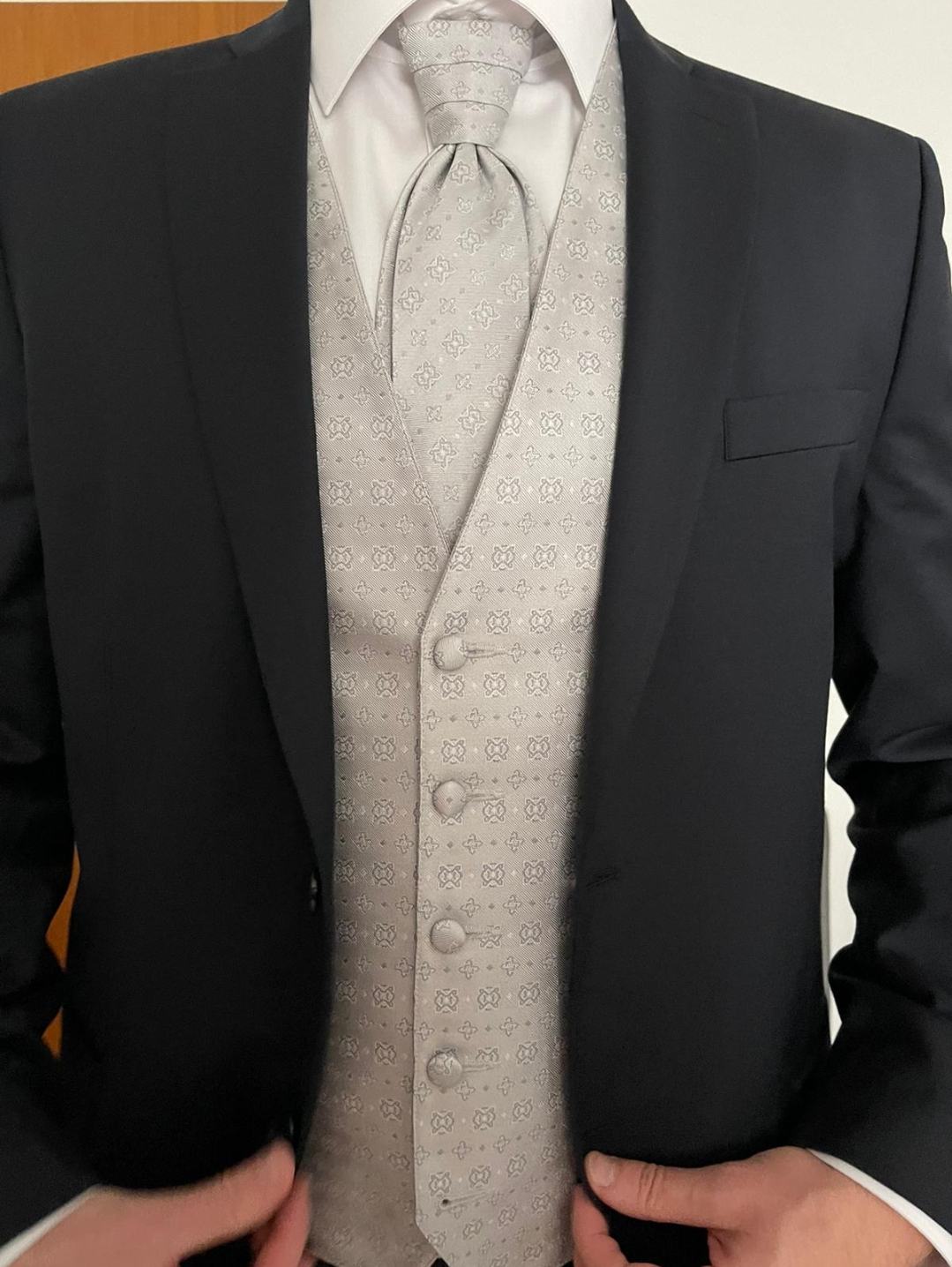 Svecani Prsluk i kravata Croata