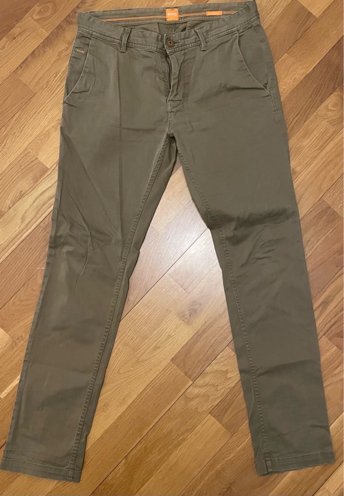 Muške hlače Hugo Boss 32