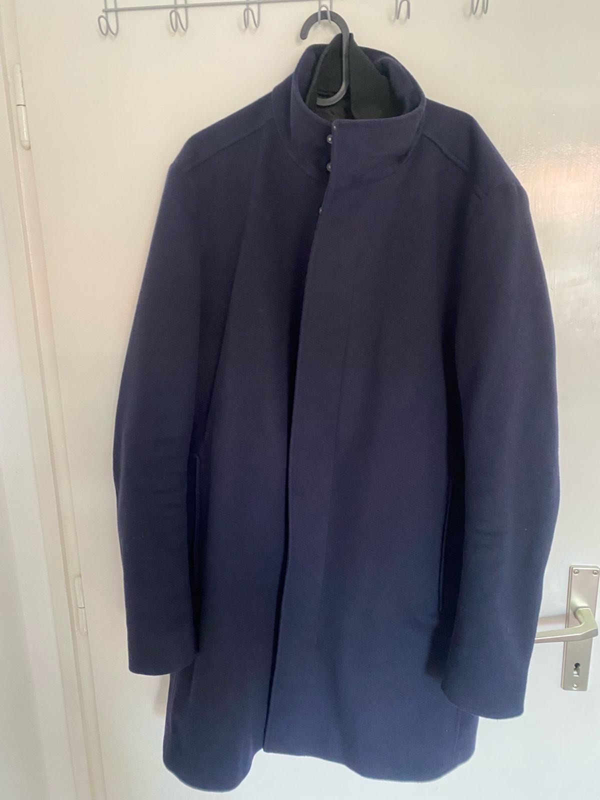 Hugo Boss kaput - Kašmir vuna (originalna cijena 500 €)