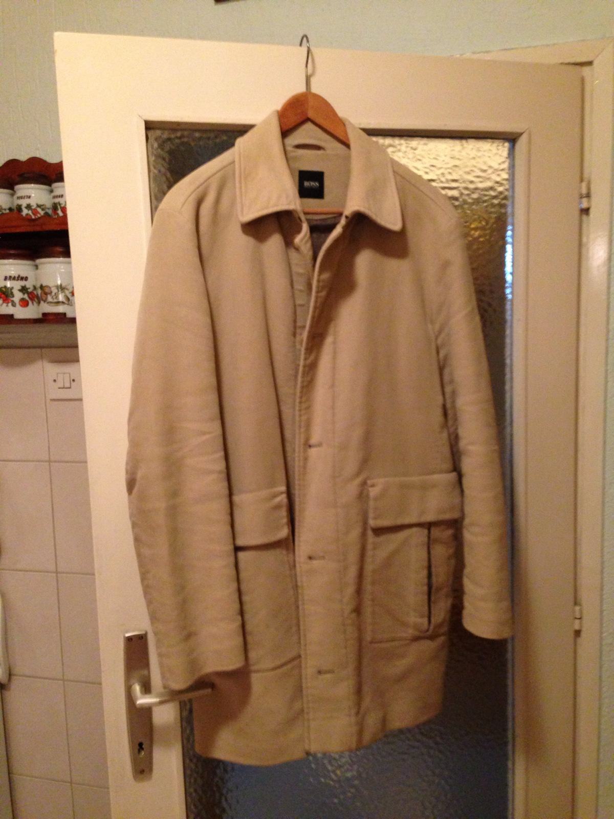 Hugo Boss kaput vel. L