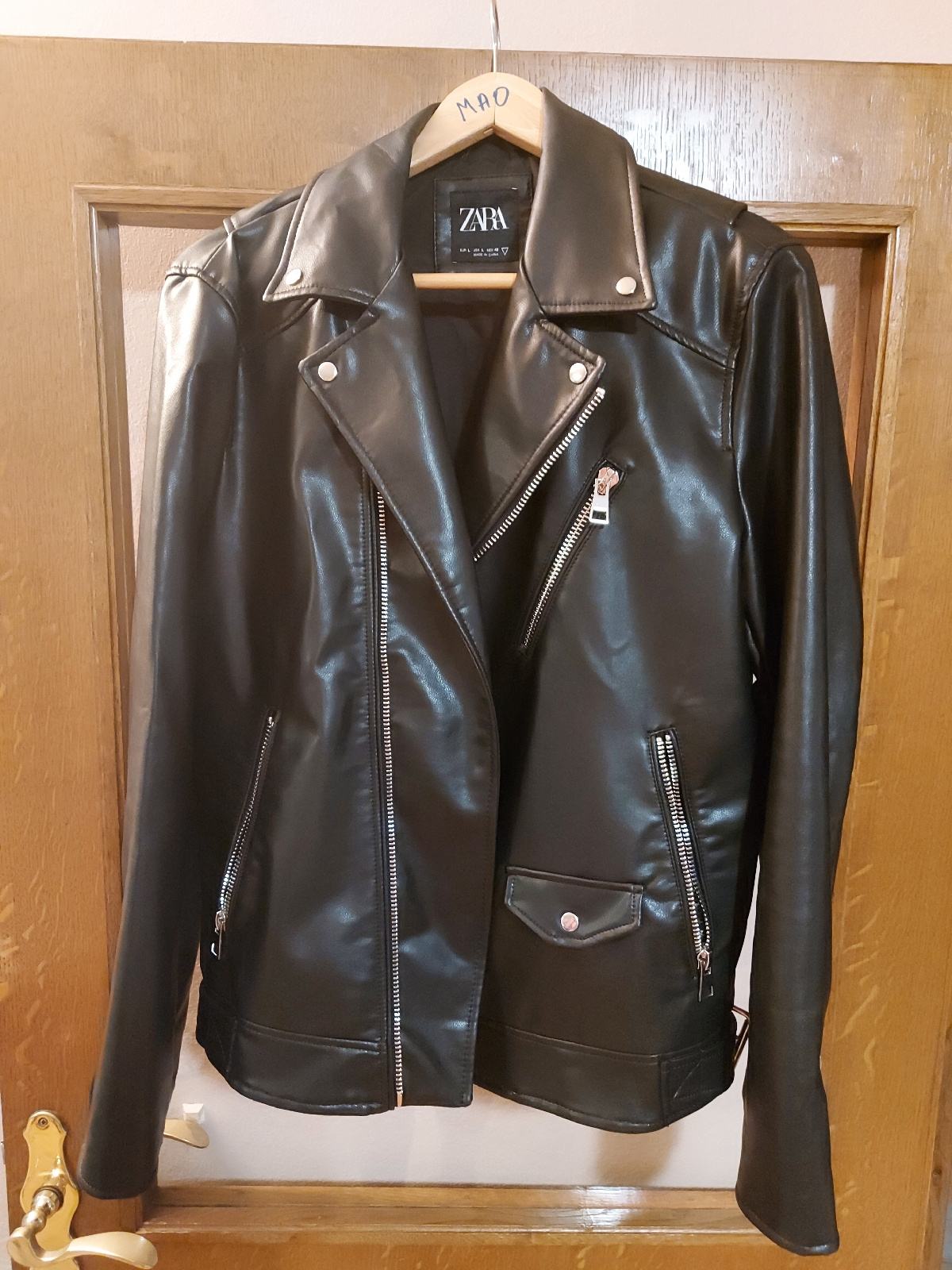 Kožna jakna - Zara 30€