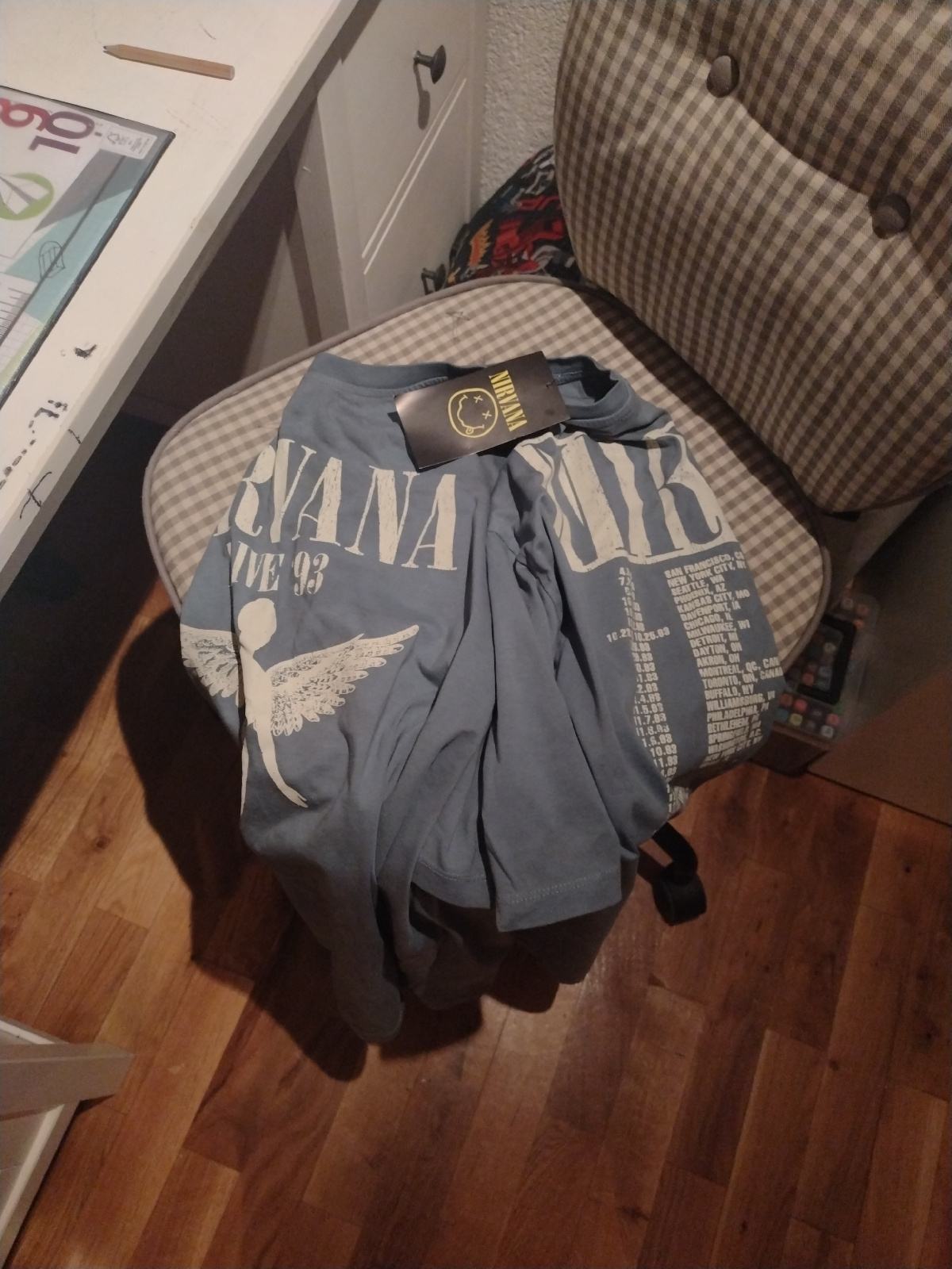 ©2024 NIRVANA LIVE 93 MADE IN TURKEY (TÜRKÍYE) PRIMARK merch traffic