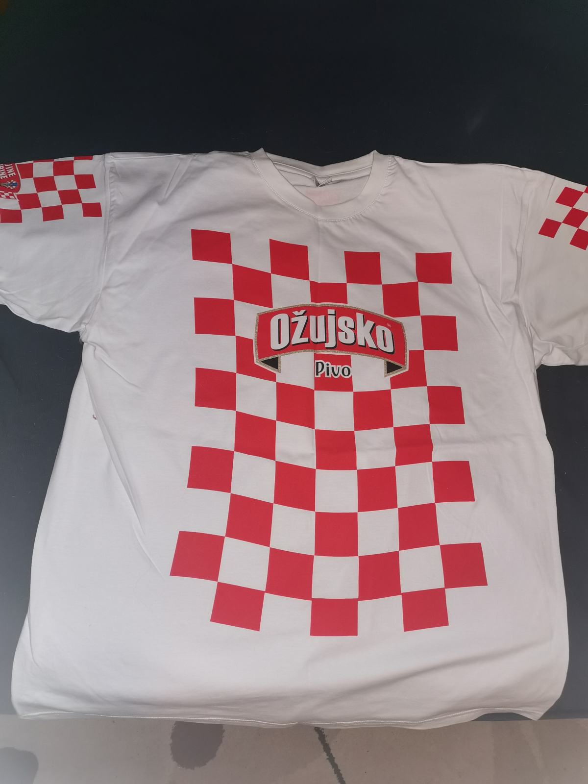 Nova navijacka majca XL, nenosena
