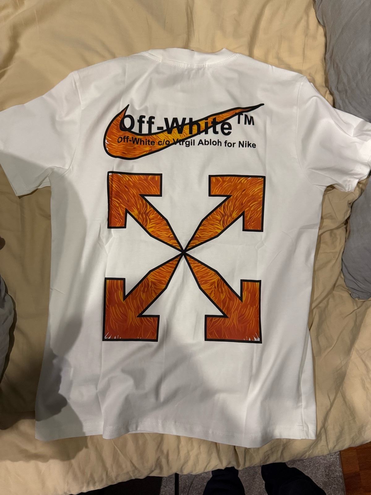 Off white majca M NOVO