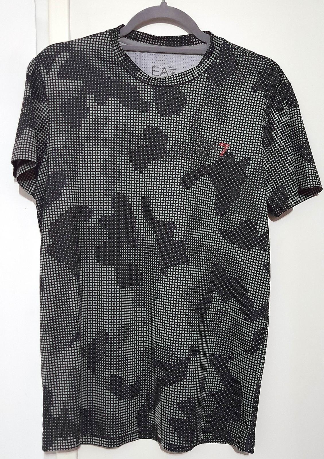 Super cijena // EMPORIO ARMANI // dizajnerska majica za trening