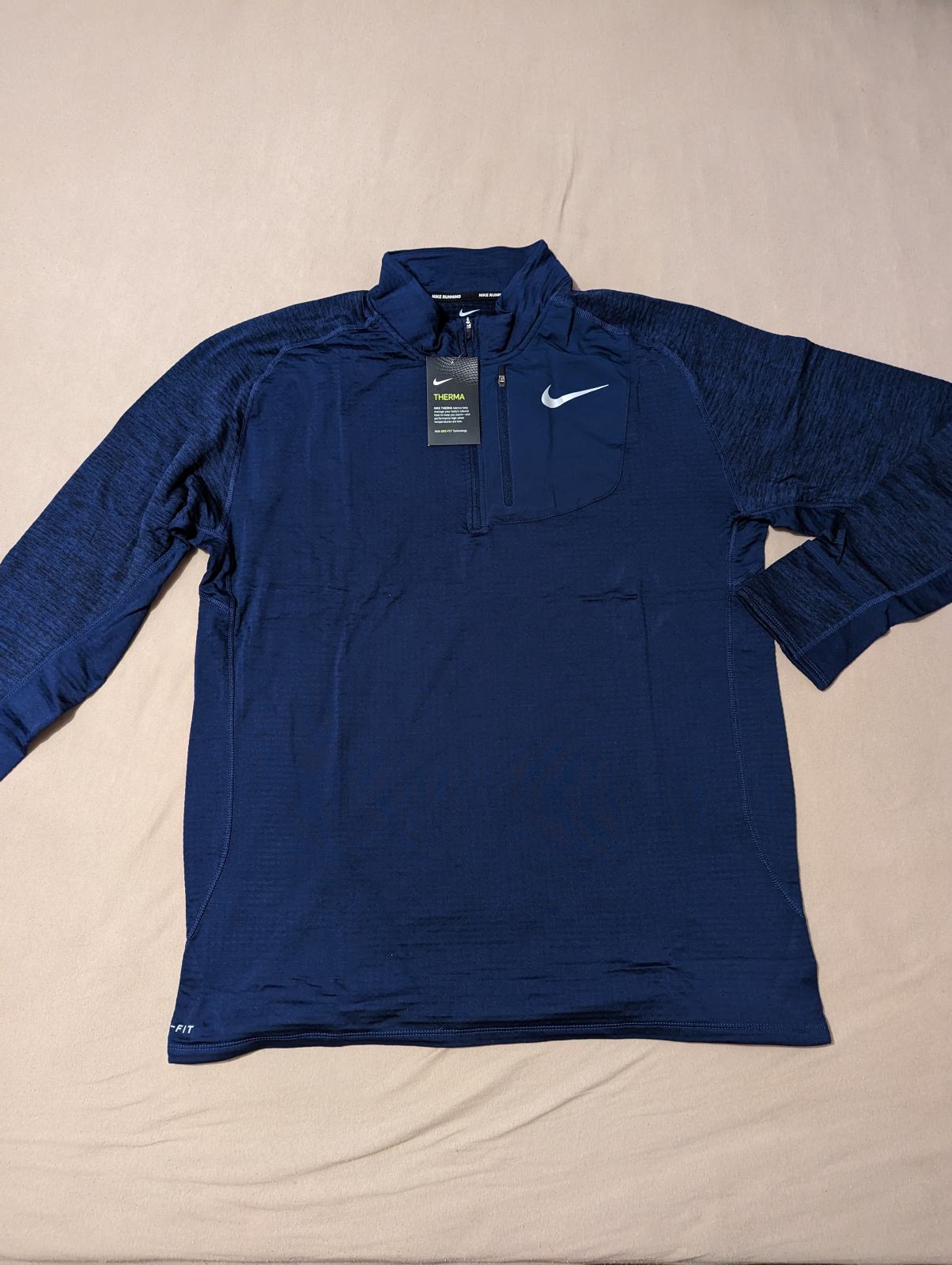 Nike DryFit Therma Majica Novo Original