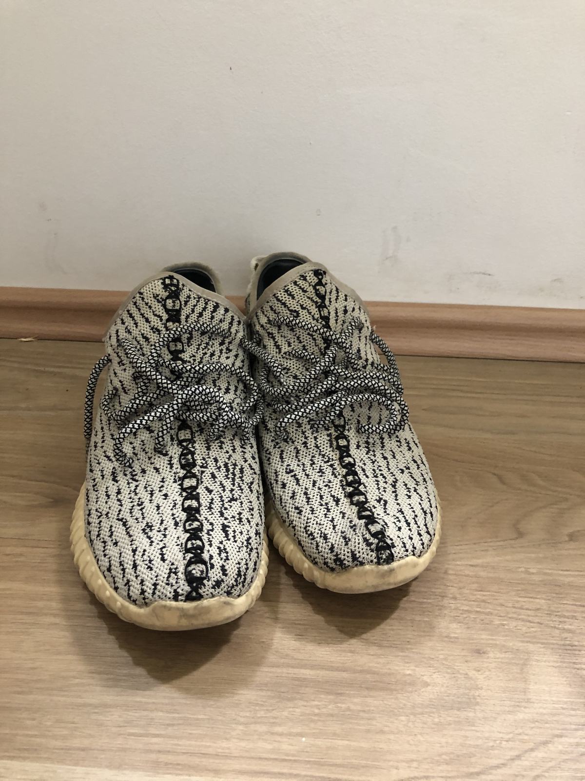 Adidas Yeezy Turtle Dove