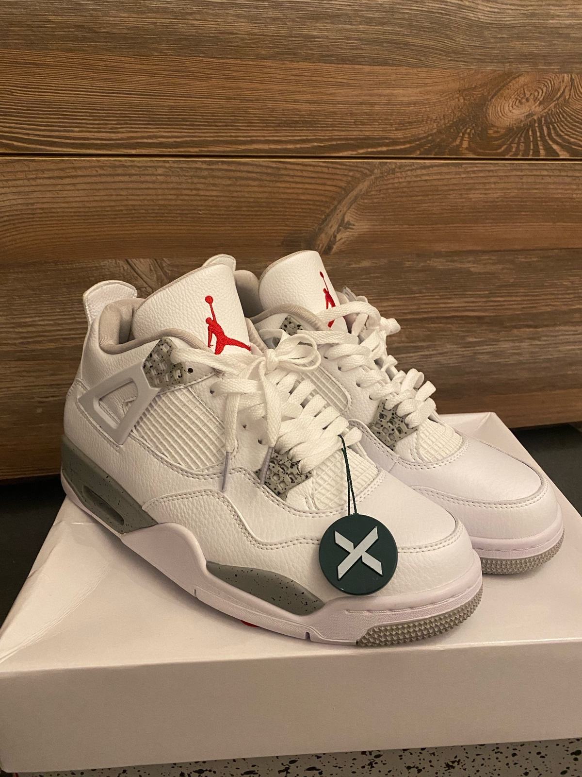 Air Jordan 4 Oreo White