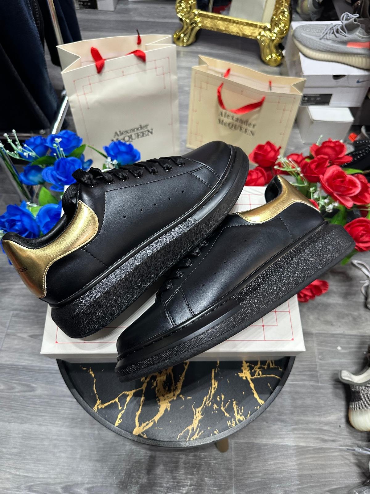 Alexander McQueen Patike