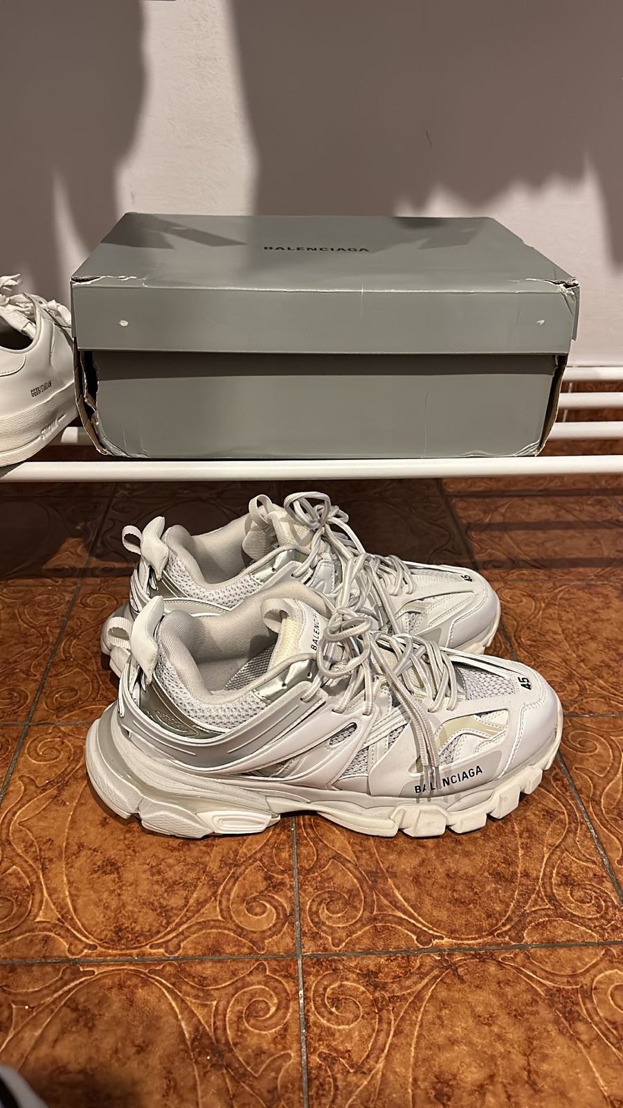 balenciaga track 45
