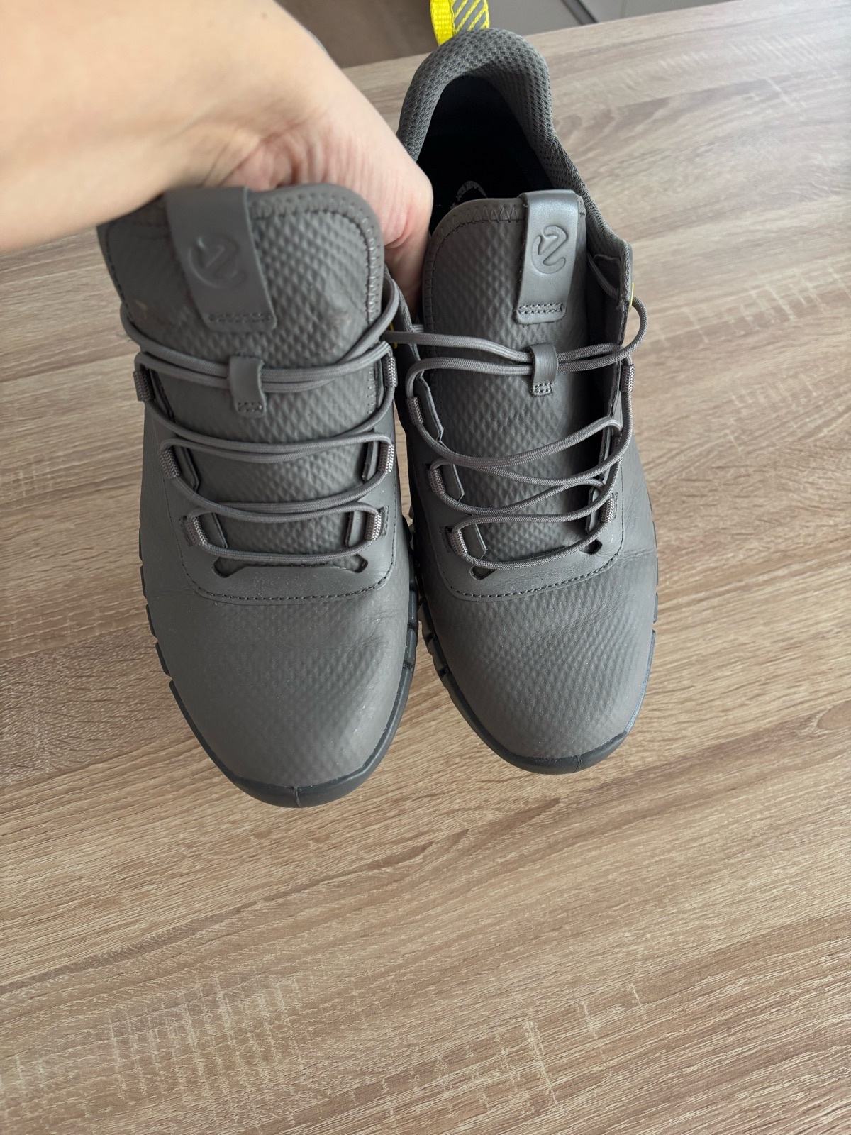 ECCO MEN GRUUV FLEX SOLE TRAINER - STEEL