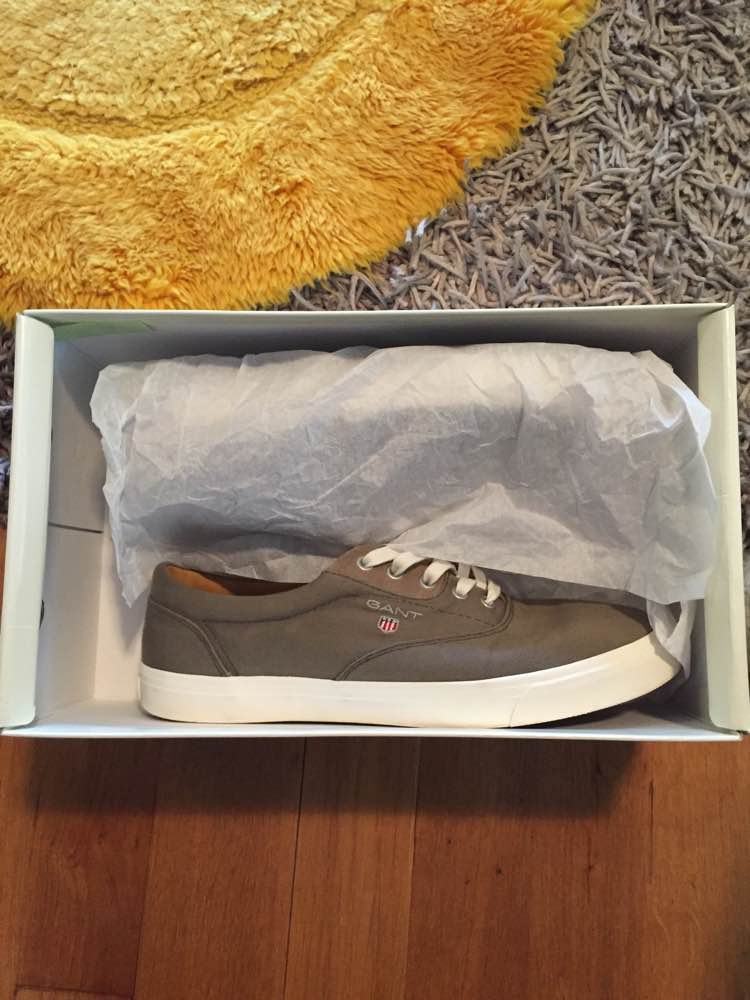 GANT TENISICE - NOVE