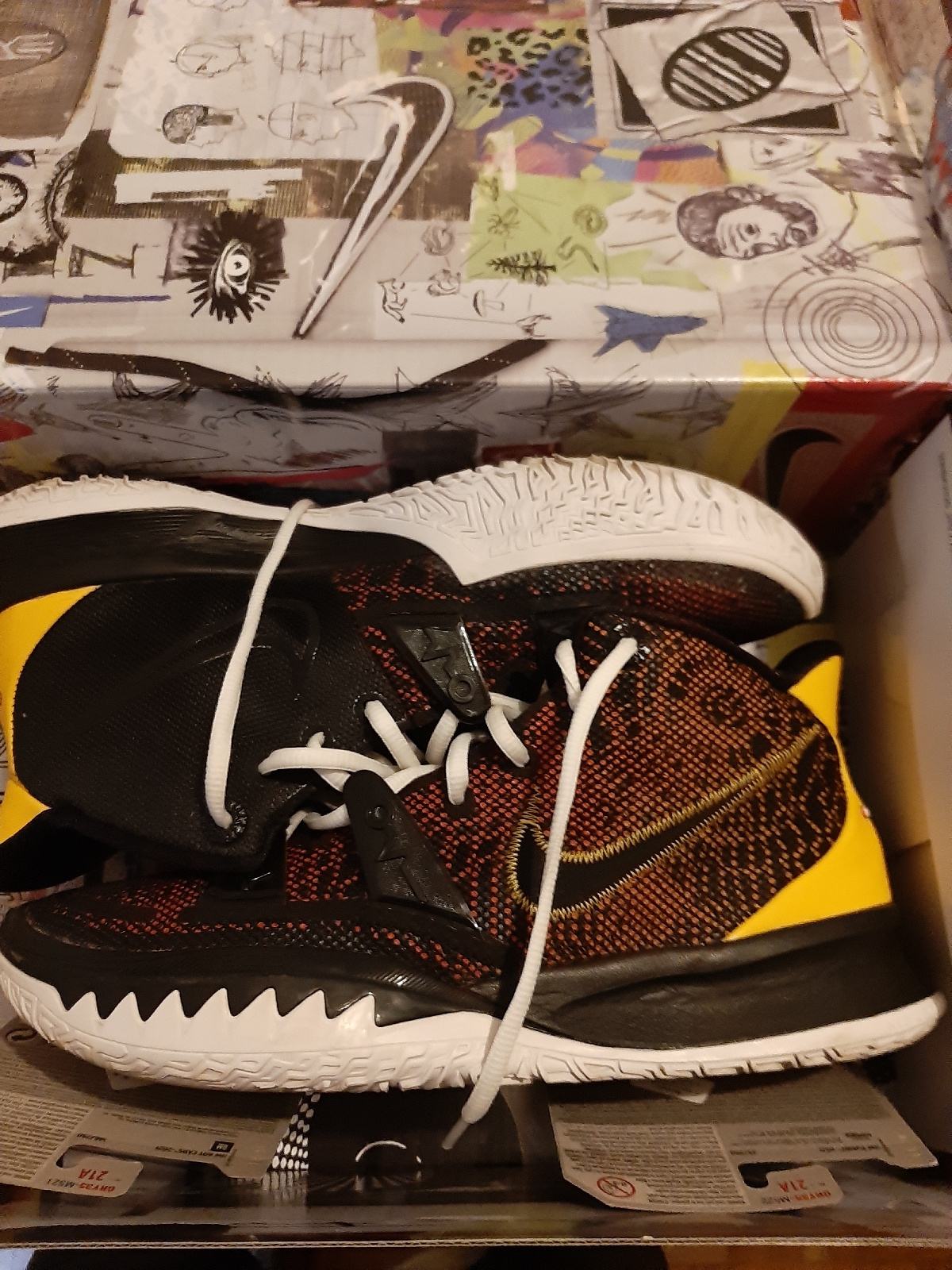 Kyrie 7 raygun novo