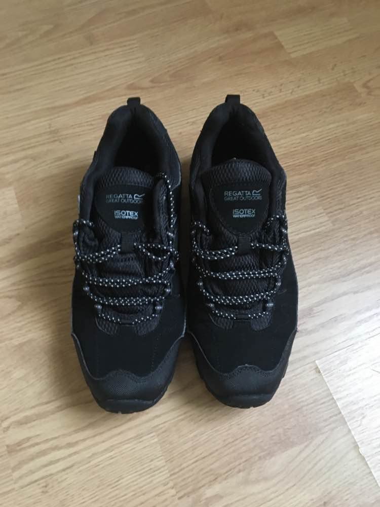 Regatta gojzerice br 43 placene 500 kn!!!