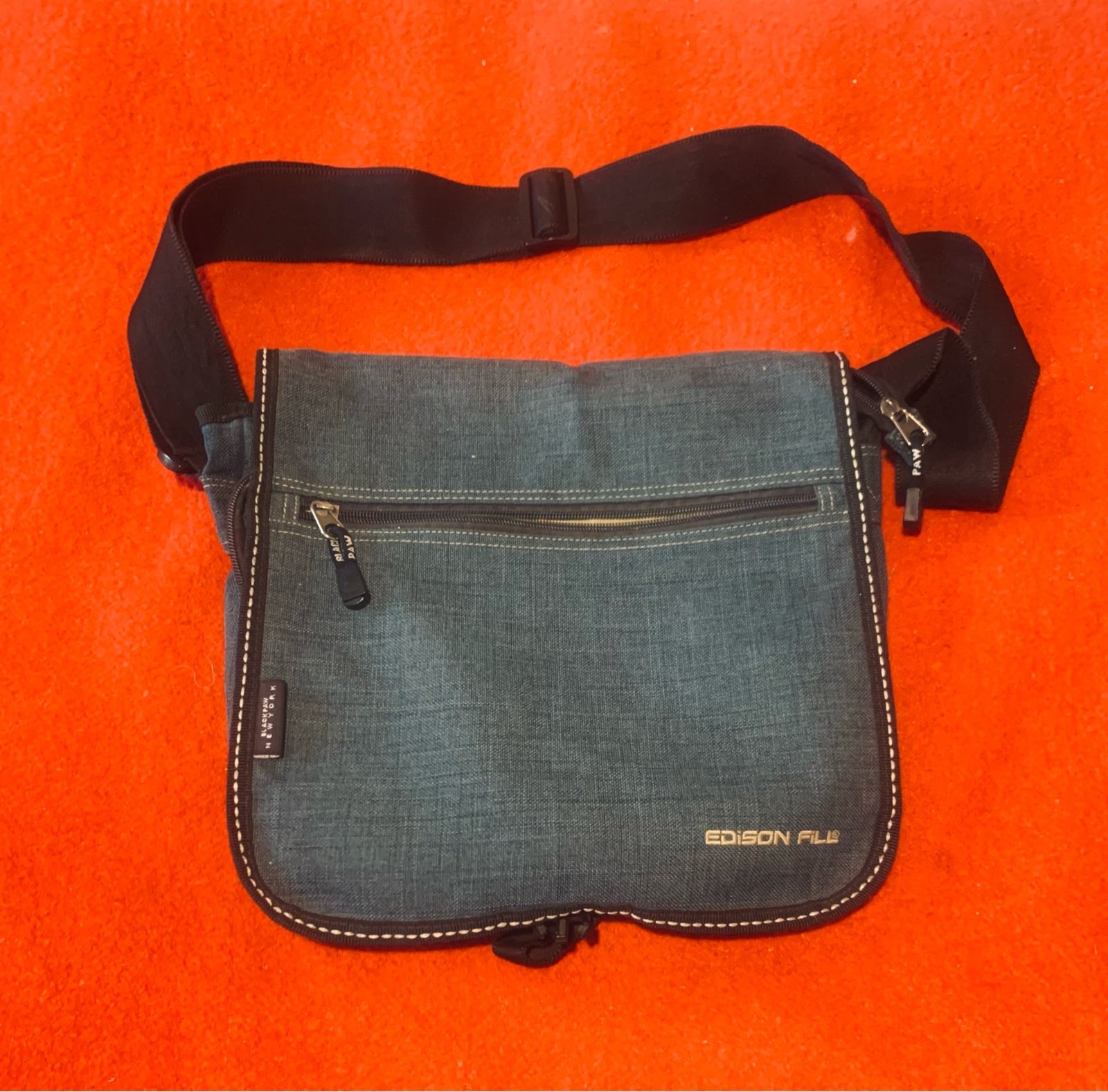 MUSKA TORBICA 30x30cm