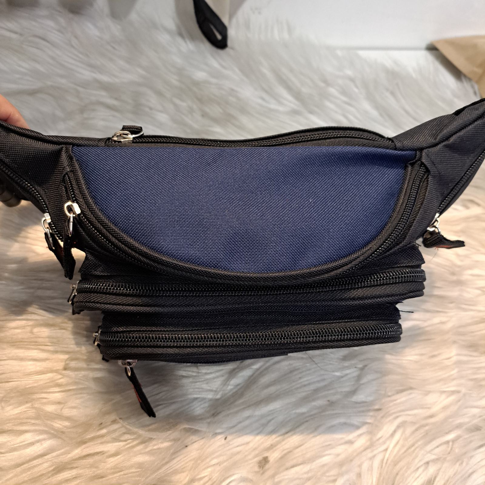 Torba oko struka MatoIv plava