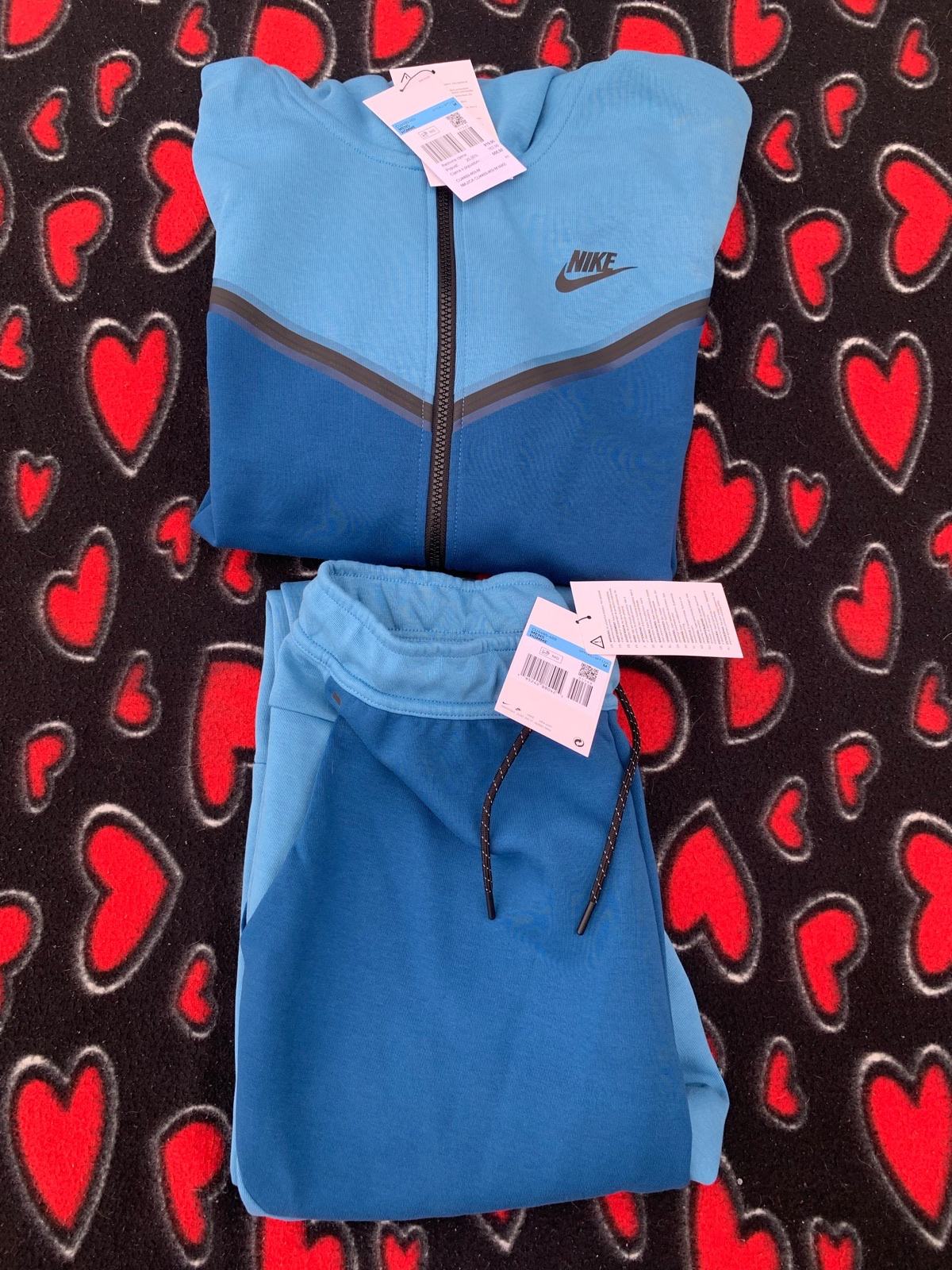 Nike Tech Fleece “Dutch Blue” velicina M, novo