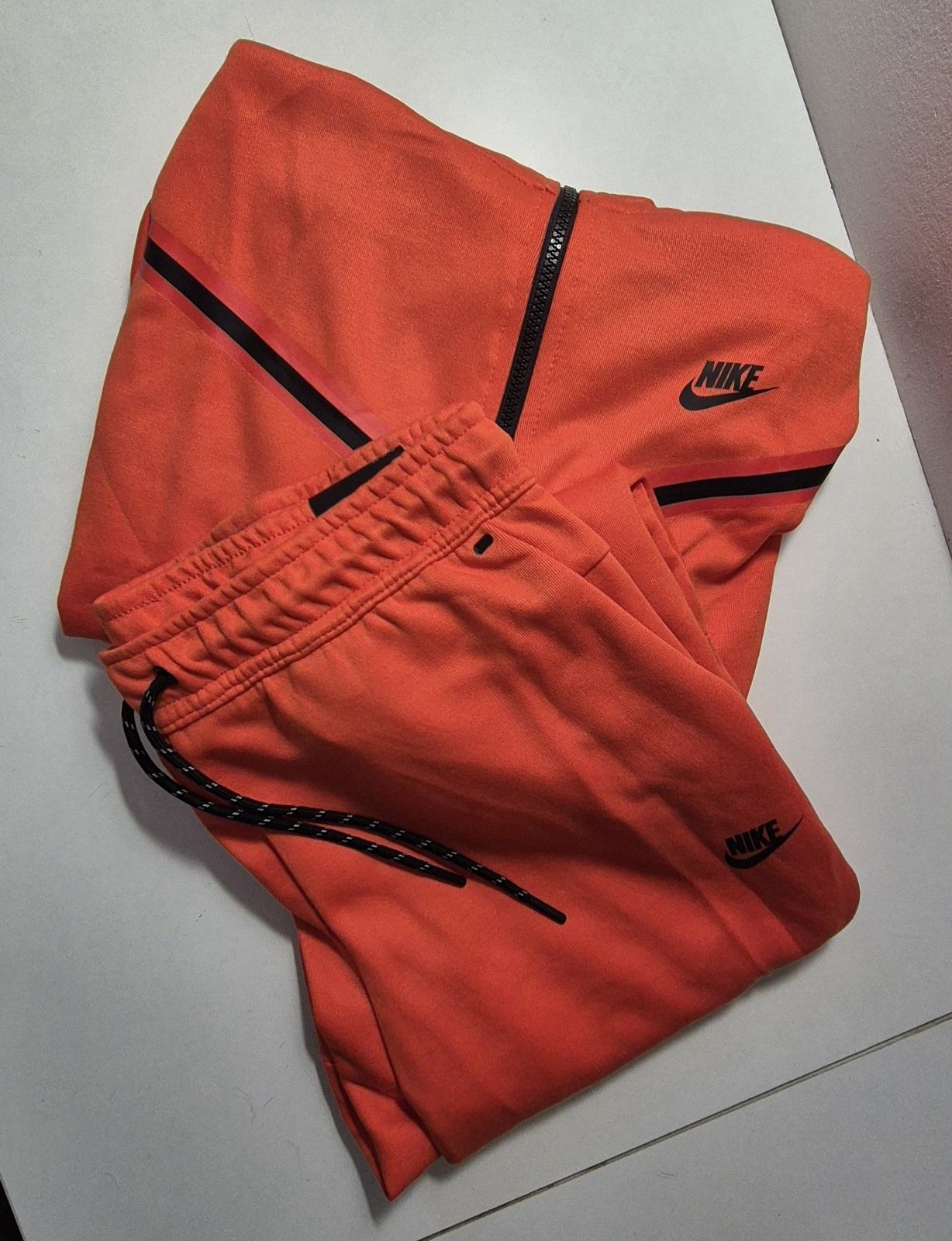 Tech Fleece Komplet