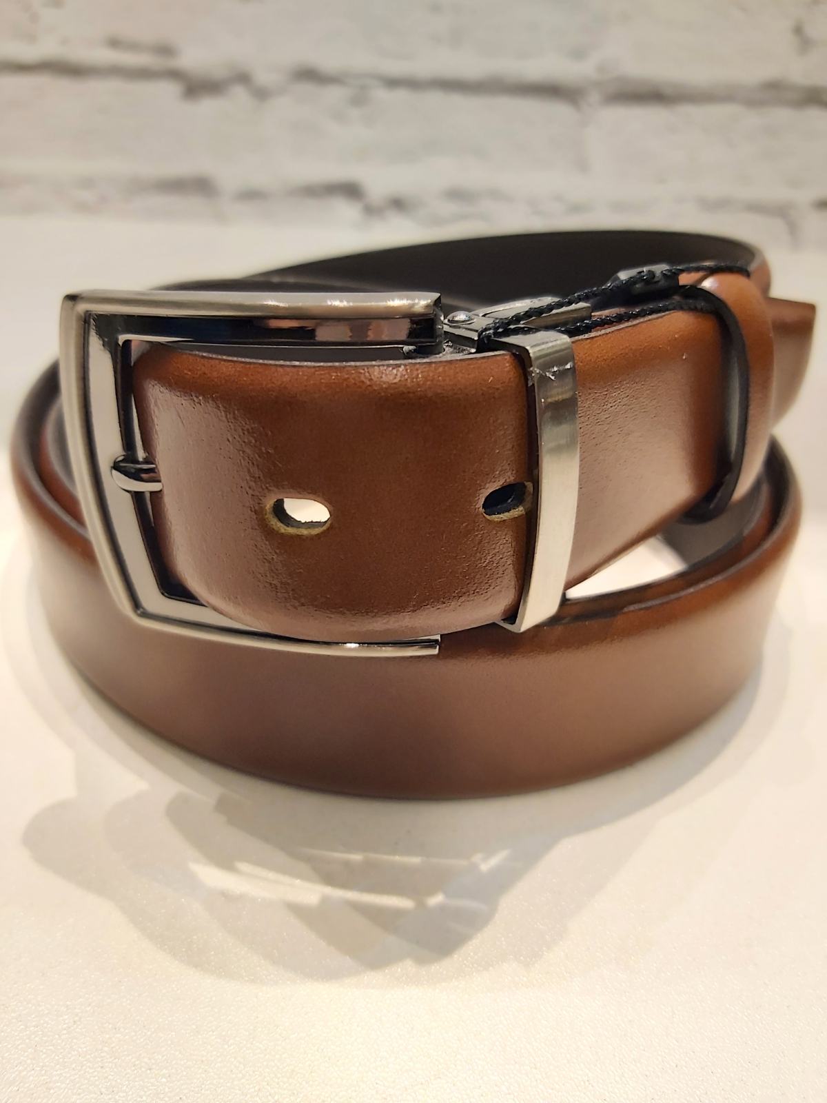 Smeđi muški kožni remen