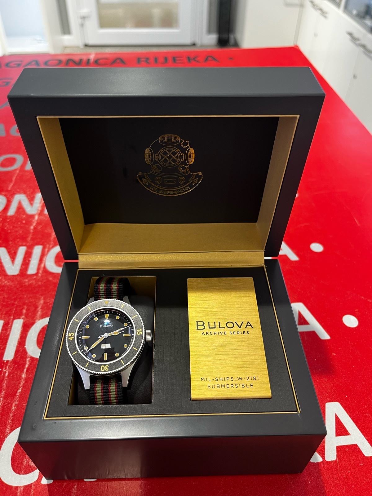 BULOVA 98A266