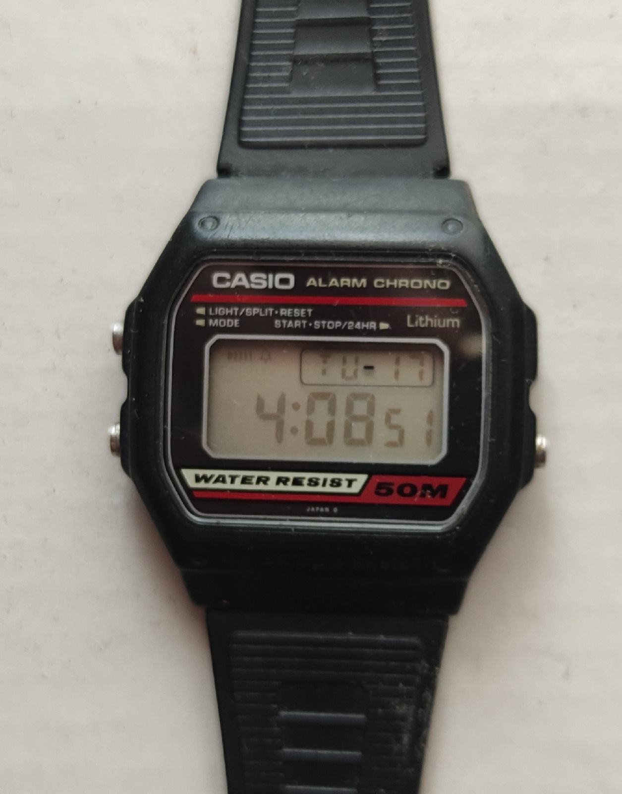 CASIO Alarm Chrono sat