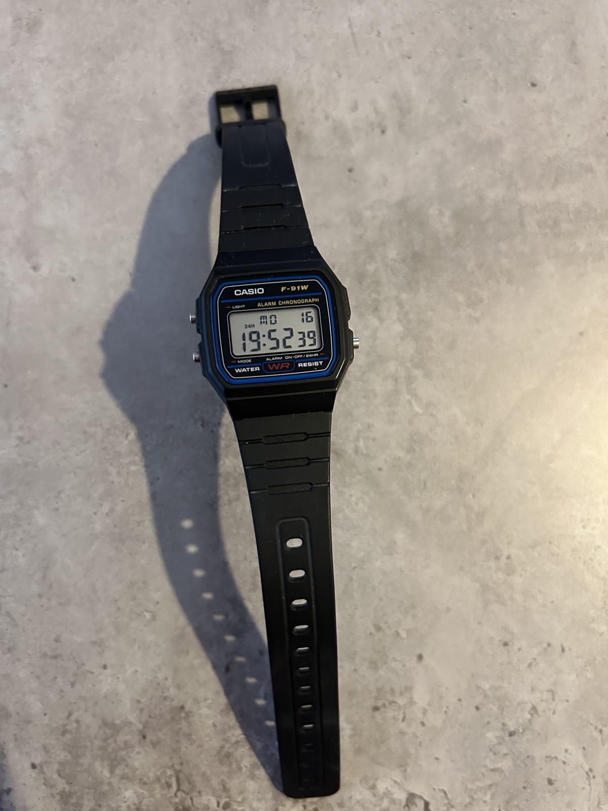 Casio F-16