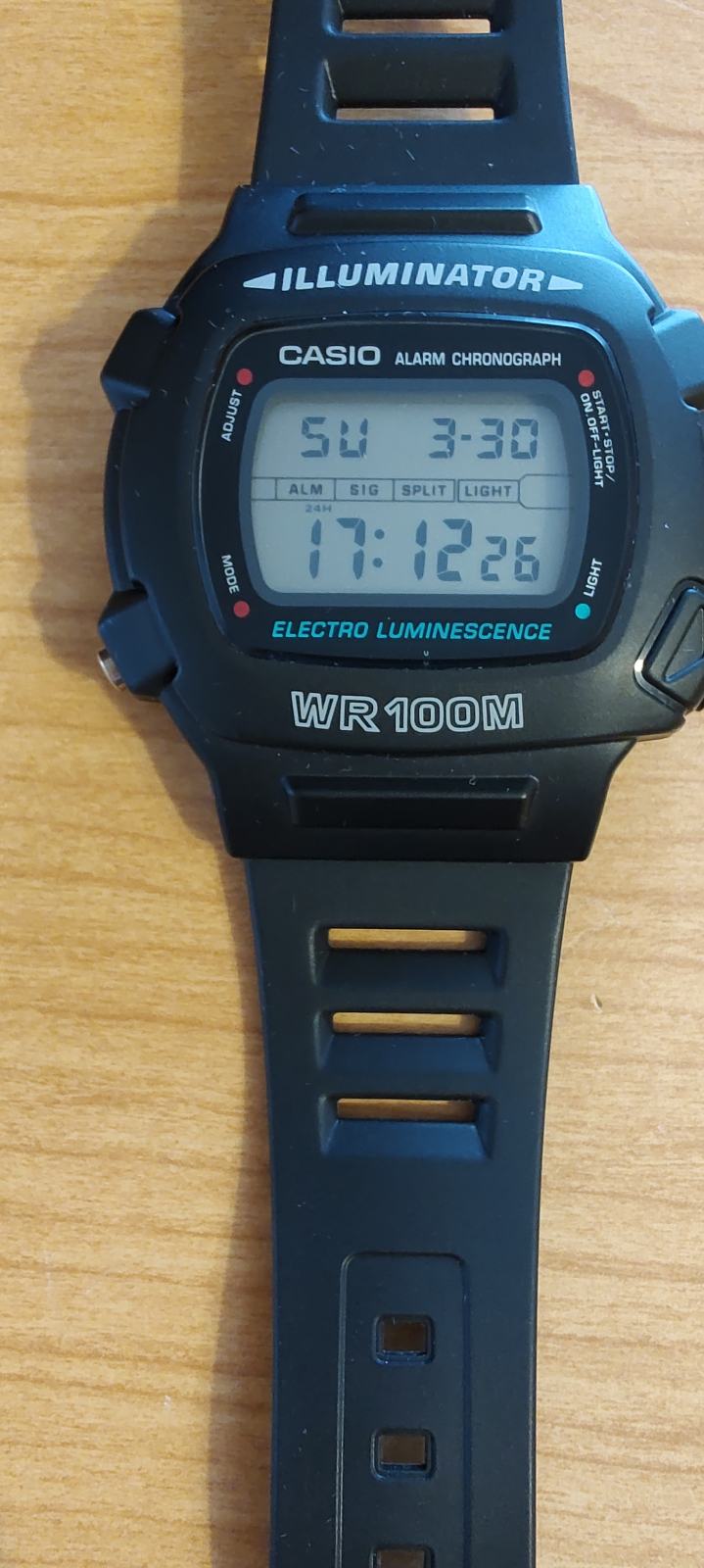 Casio W-740(3231) digitalni sat