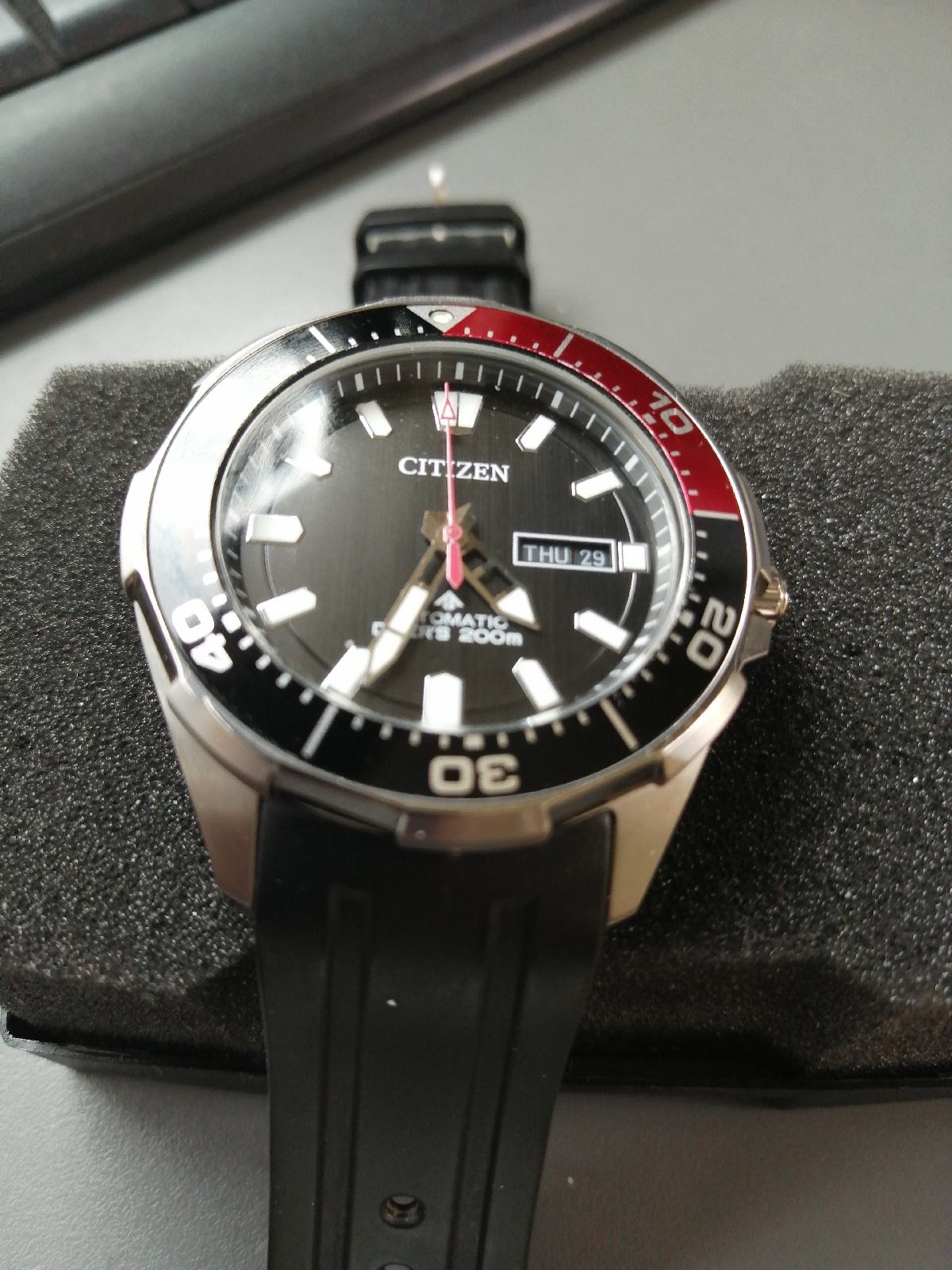Citizen promaster divers 200 limitededition Titan