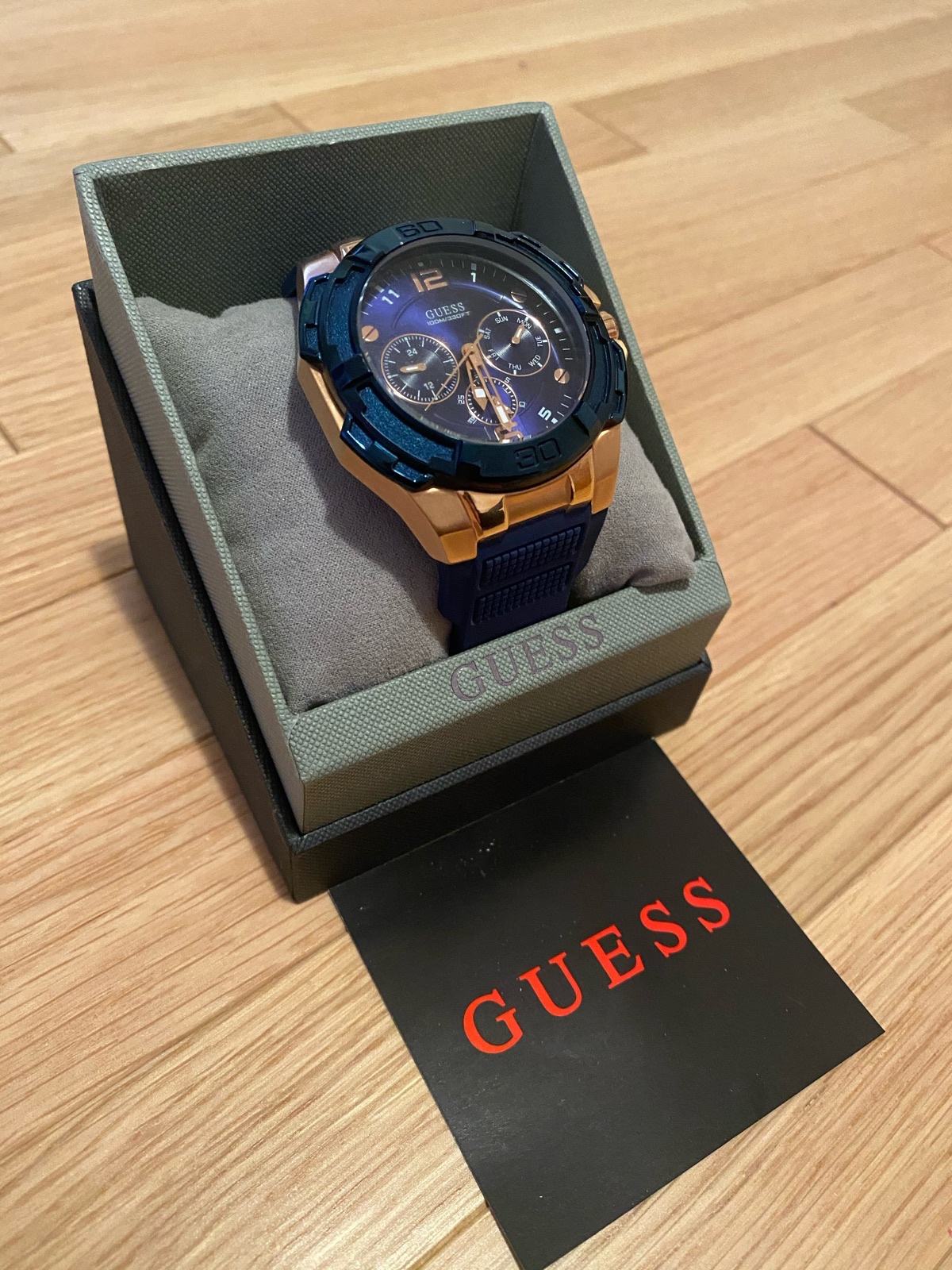 Guess sat original muski *NOVO*