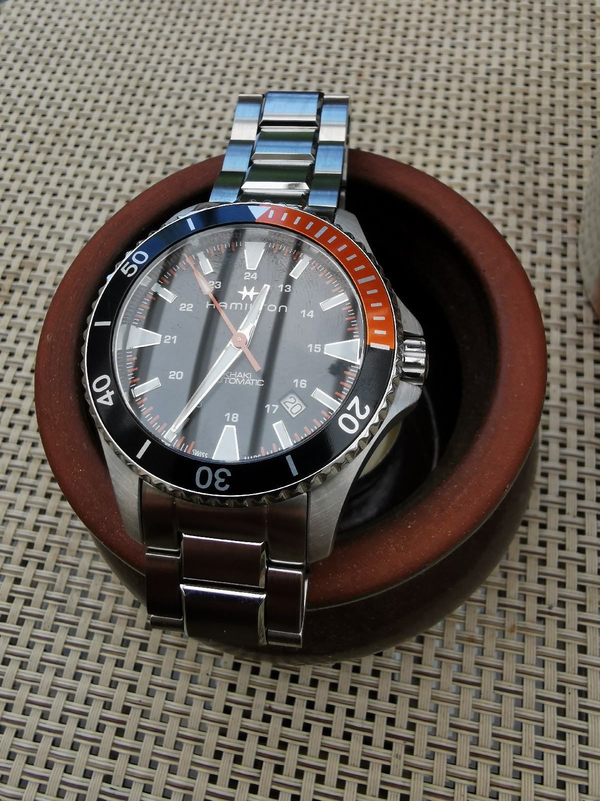 HAMILTON KHAKI NAVY SCUBA DIVER automatic
