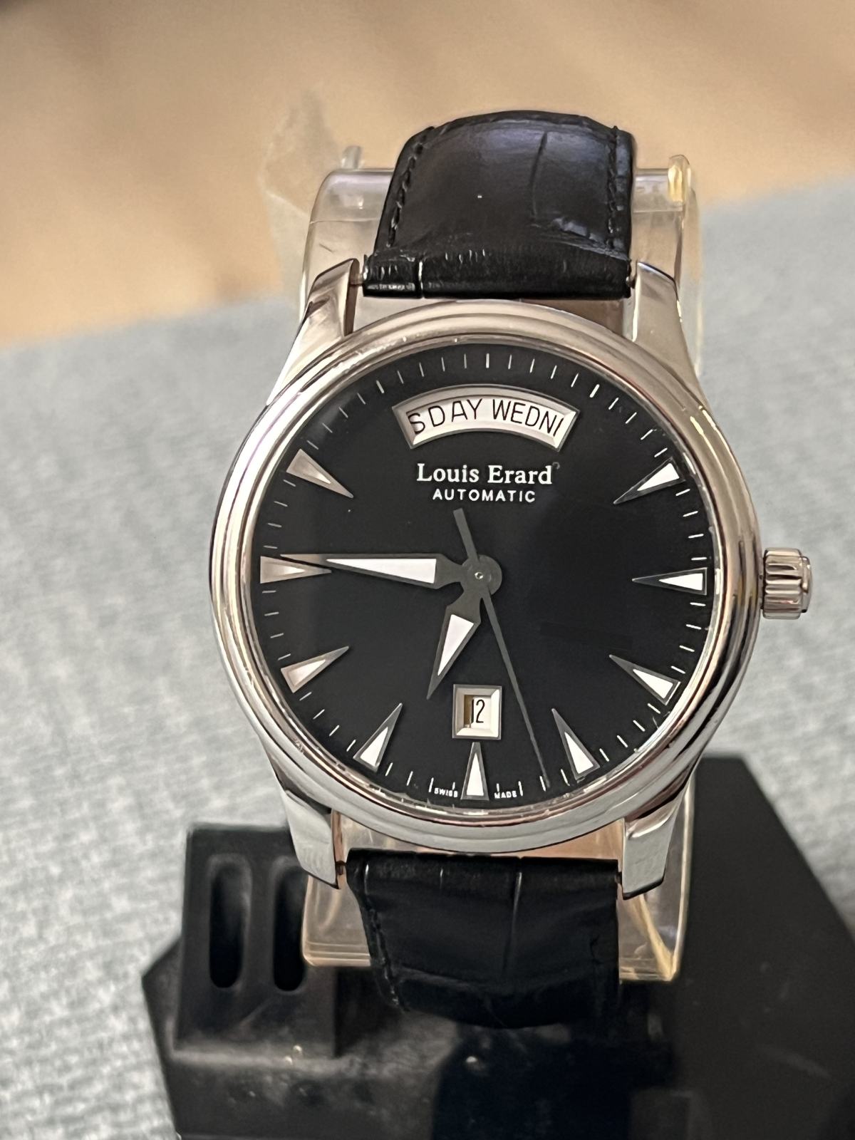 Louis Erard Heritage Day-Date Automatic