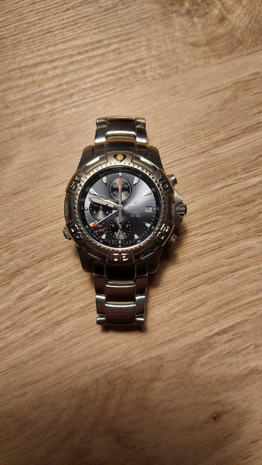 Muški sat Festina 8977