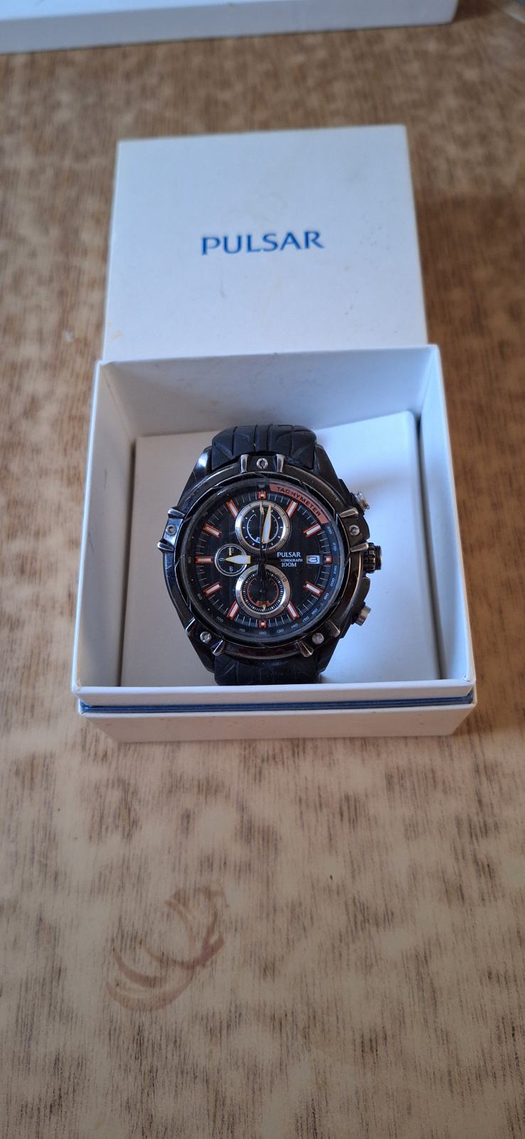 Muski sat pulsar chronograph